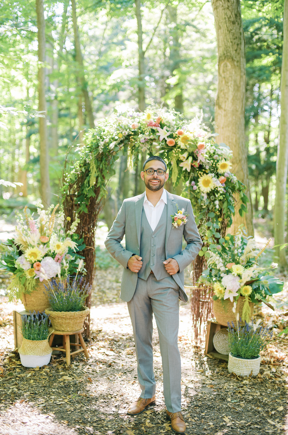 Hope springs eternal: a beautiful outdoor styled shoot - Today's Bride